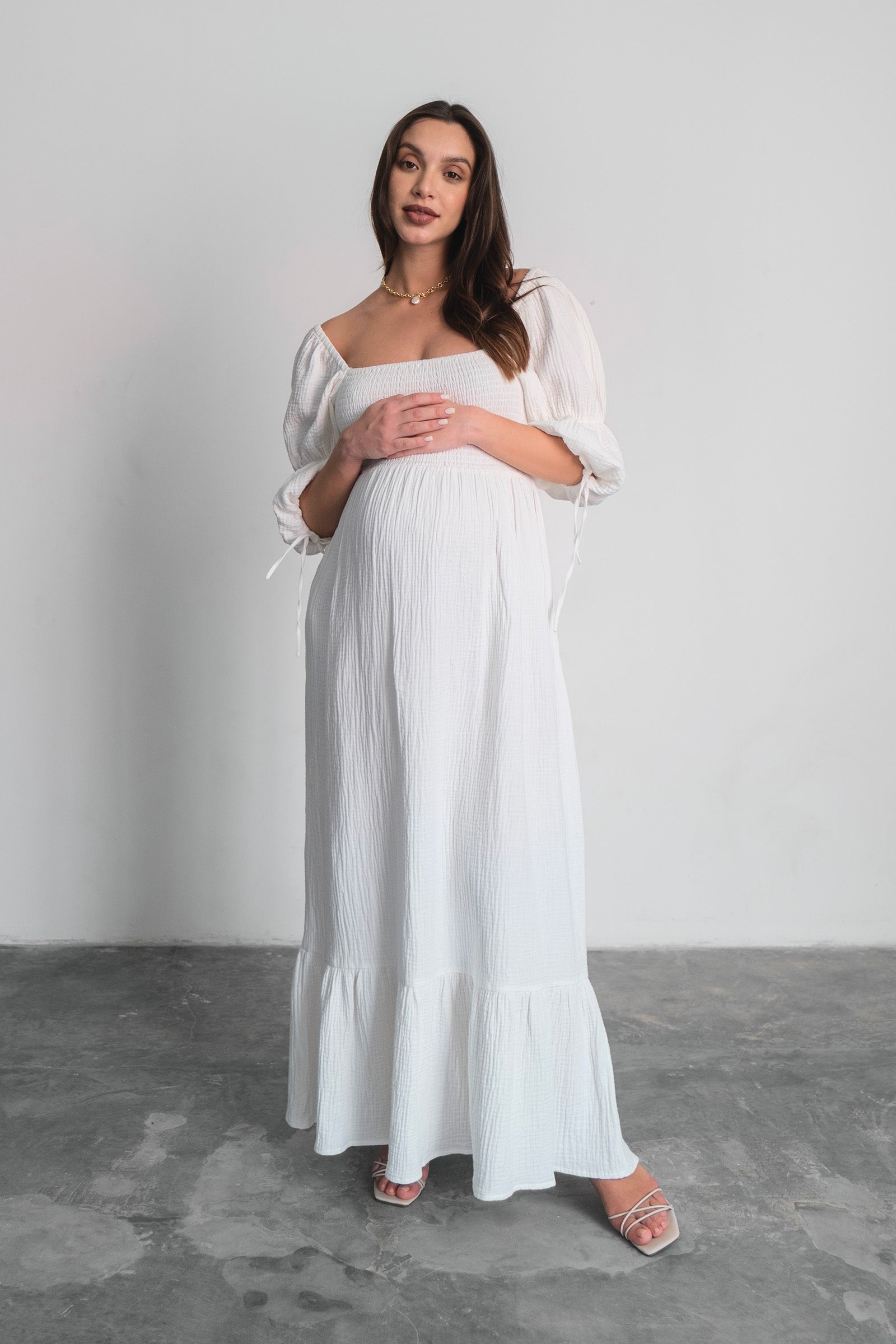 Mathilde Dress In White – Timeless And Elegant Dresses – NOMINO